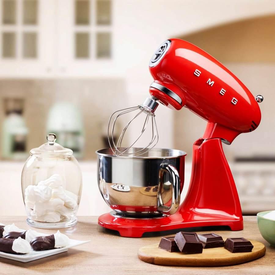 Smeg SMF03PGUK Pastel Green Stand Mixer 4.8 Litres | Planetary Mixers